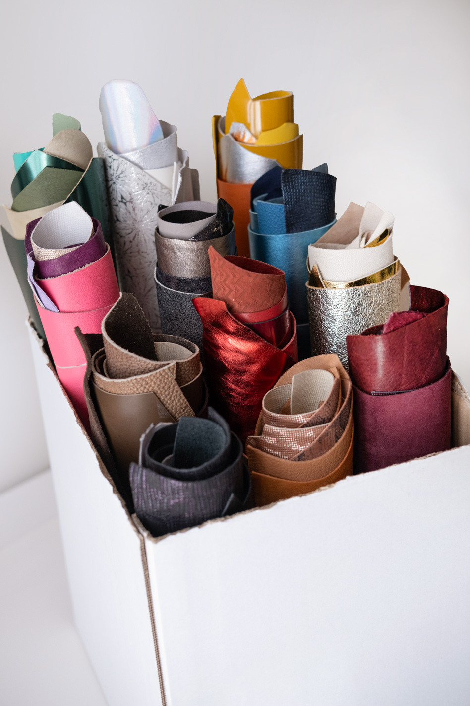 Genuine Leather 60 Scraps Bundle, Assorted 12 Colors Mix, Solid and ...